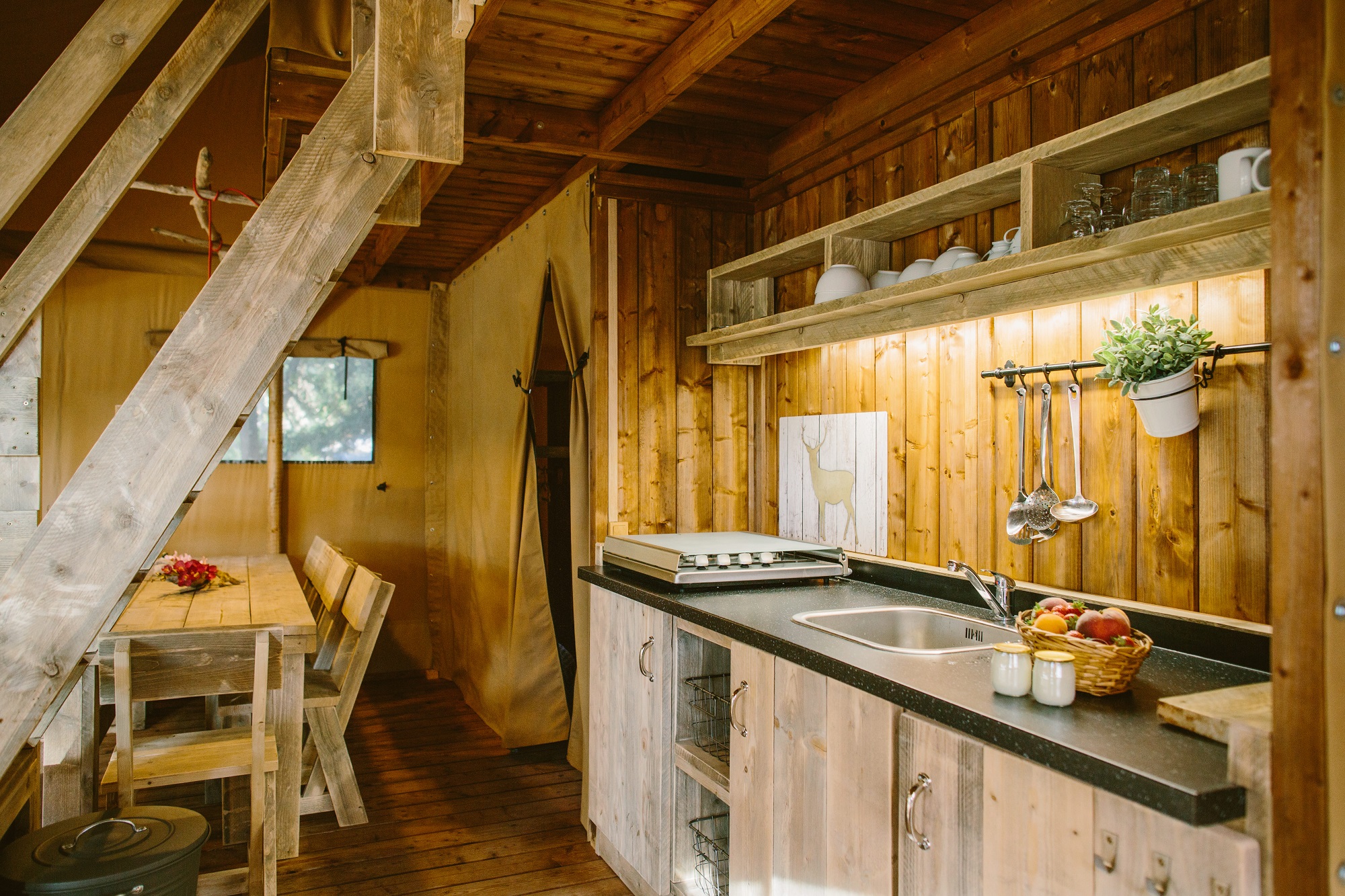 Domaine naturiste de Bélézy - Chemins des Parcs